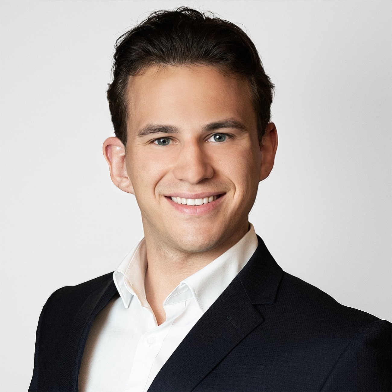 Simon Kunz (EN) - PALLAS CAPITAL Corporate Solutions GmbH